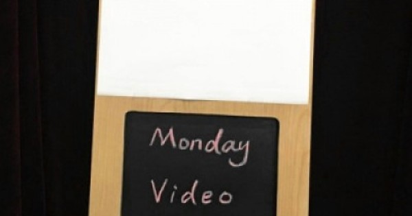 Ultimate Prediction Board - KM0790